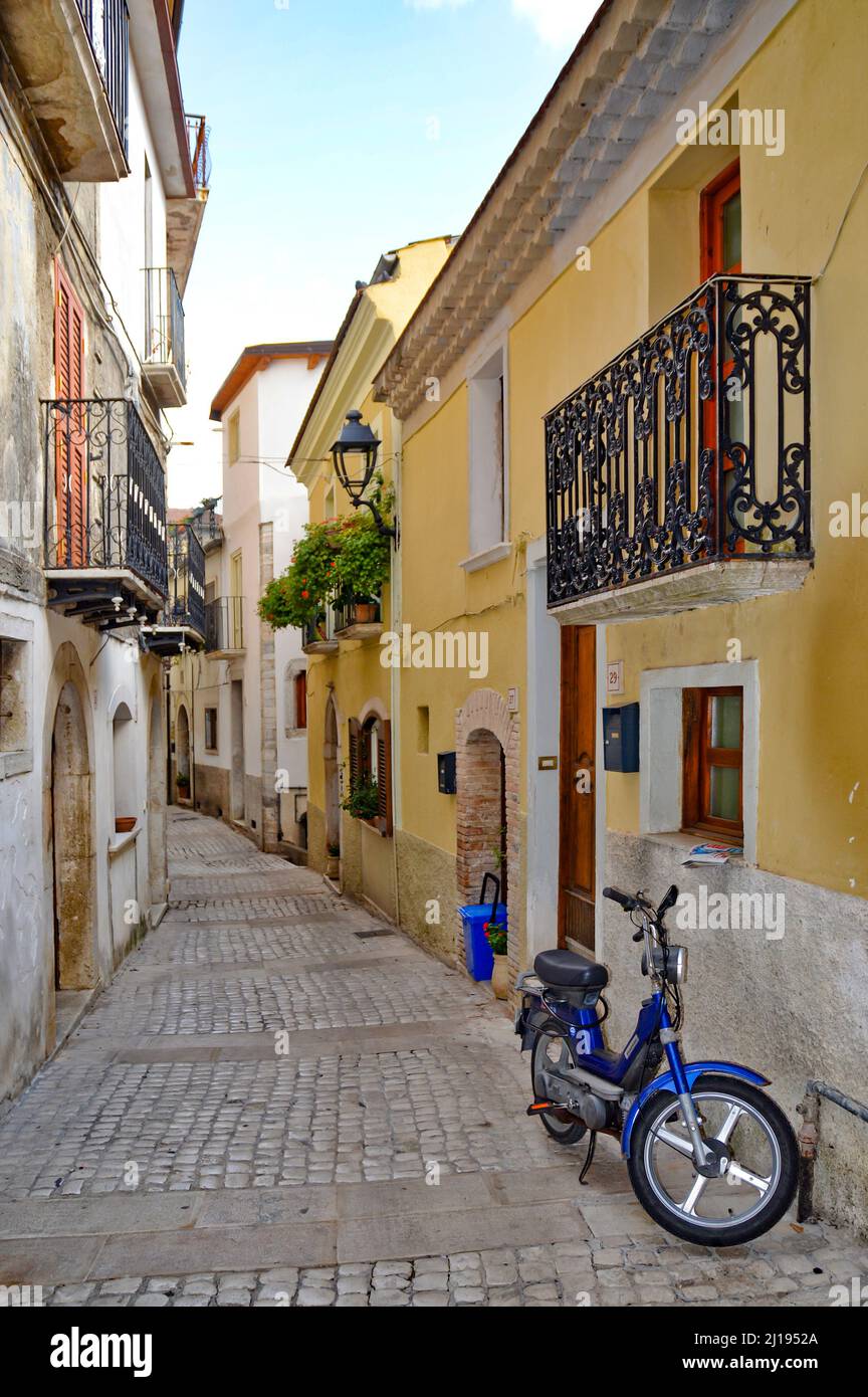 Monteroduni italy hi-res stock photography and images - Alamy