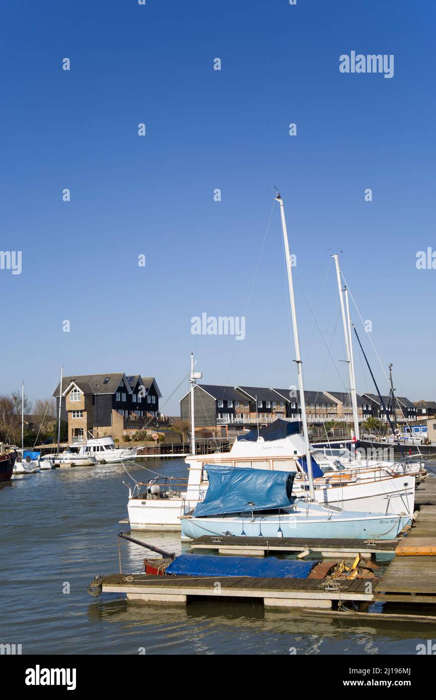 Faversham creek kent hi-res stock photography and images - Alamy