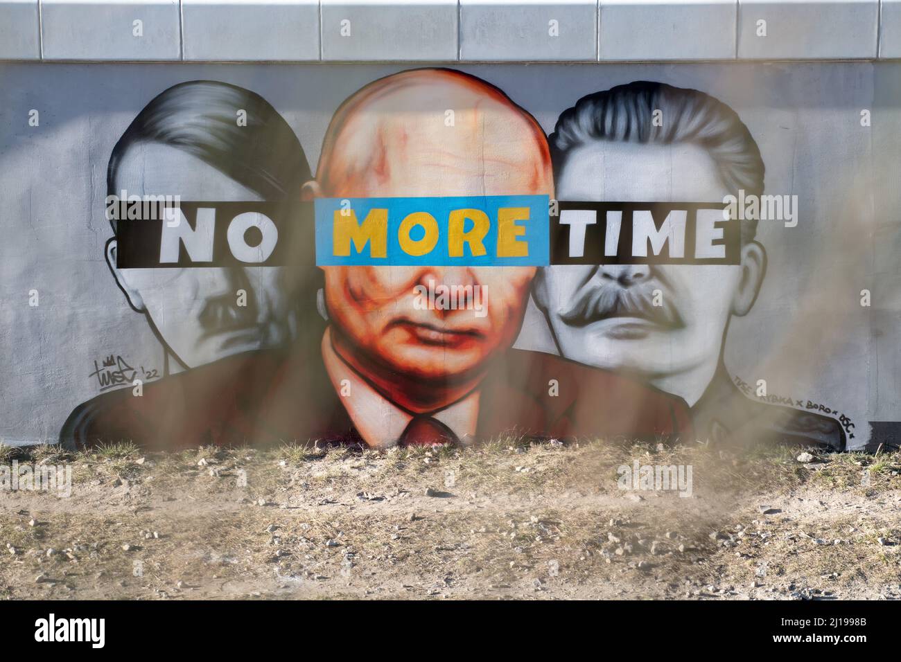 Adolf Hitler, Vladimir Putin and Joseph Stalin on anti-war mural ...
