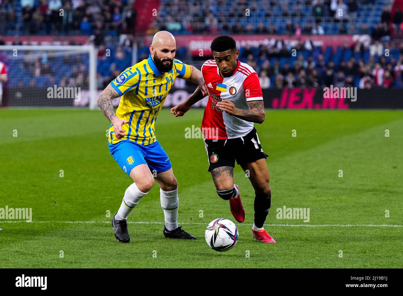 Rotterdam - Hans Mulder of RKC, Reiss Nelson of Feyenoord during the ...