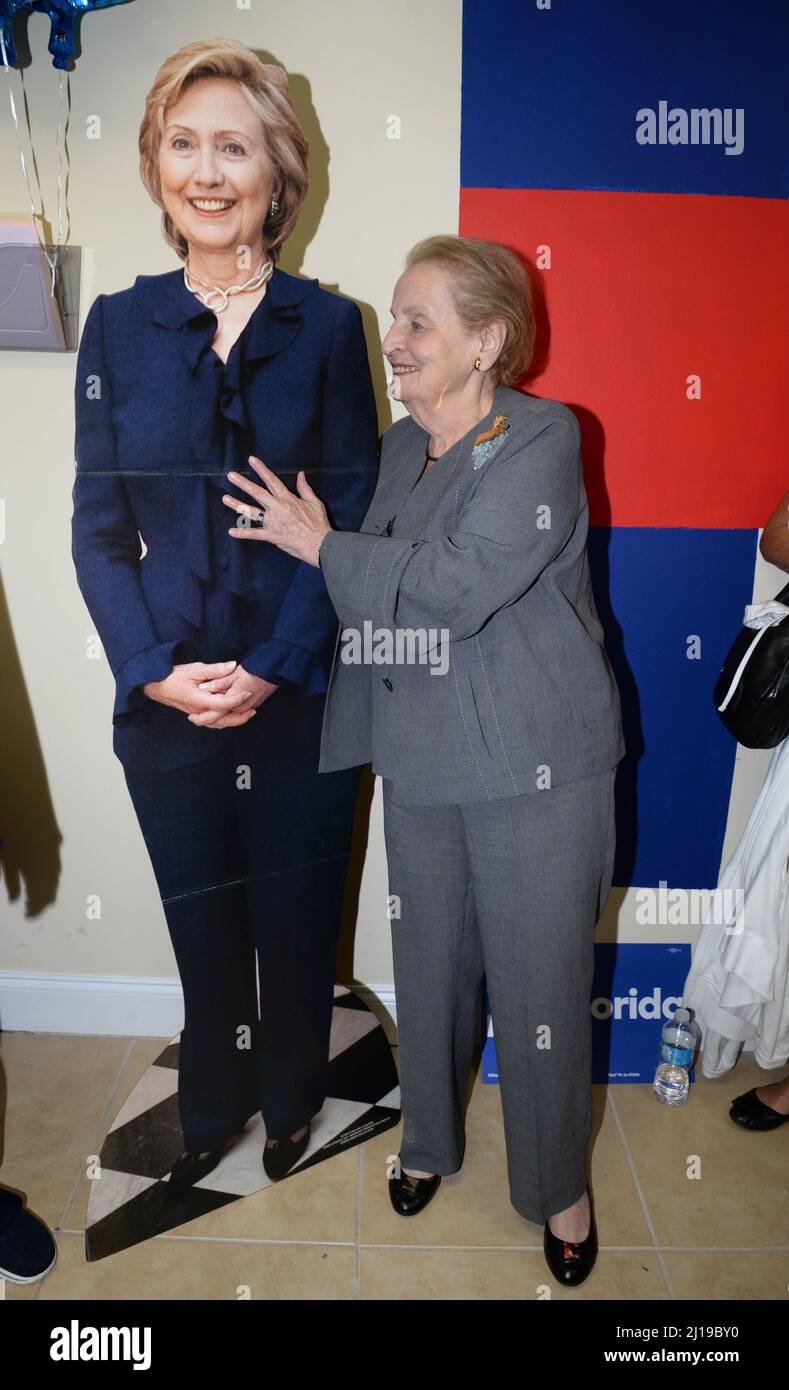 BOCA RATON, FL - OCTOBER 23: (EXCLUSIVE COVERAGE) Former U.S. Secretary ...