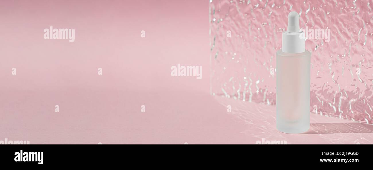 Transparent acrylic sheet hi-res stock photography and images - Alamy