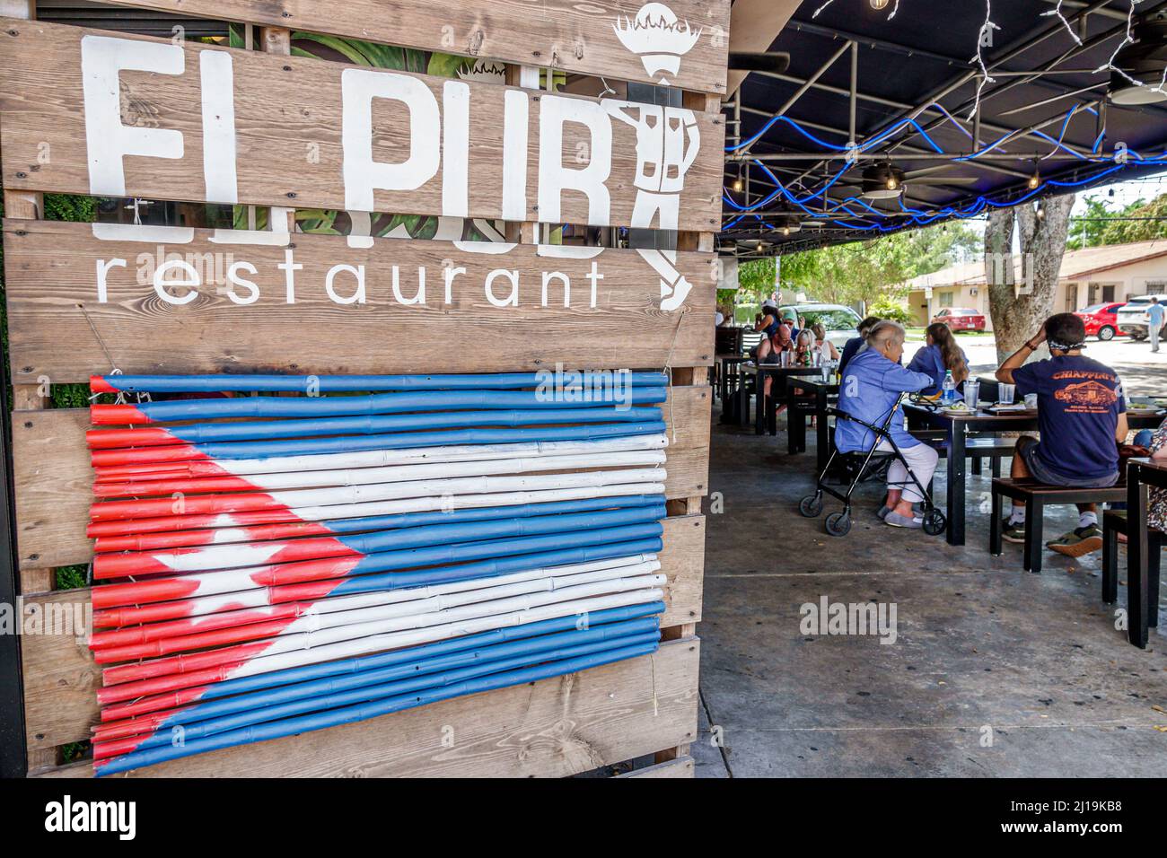Miami cuban flag hi-res stock photography and images - Alamy