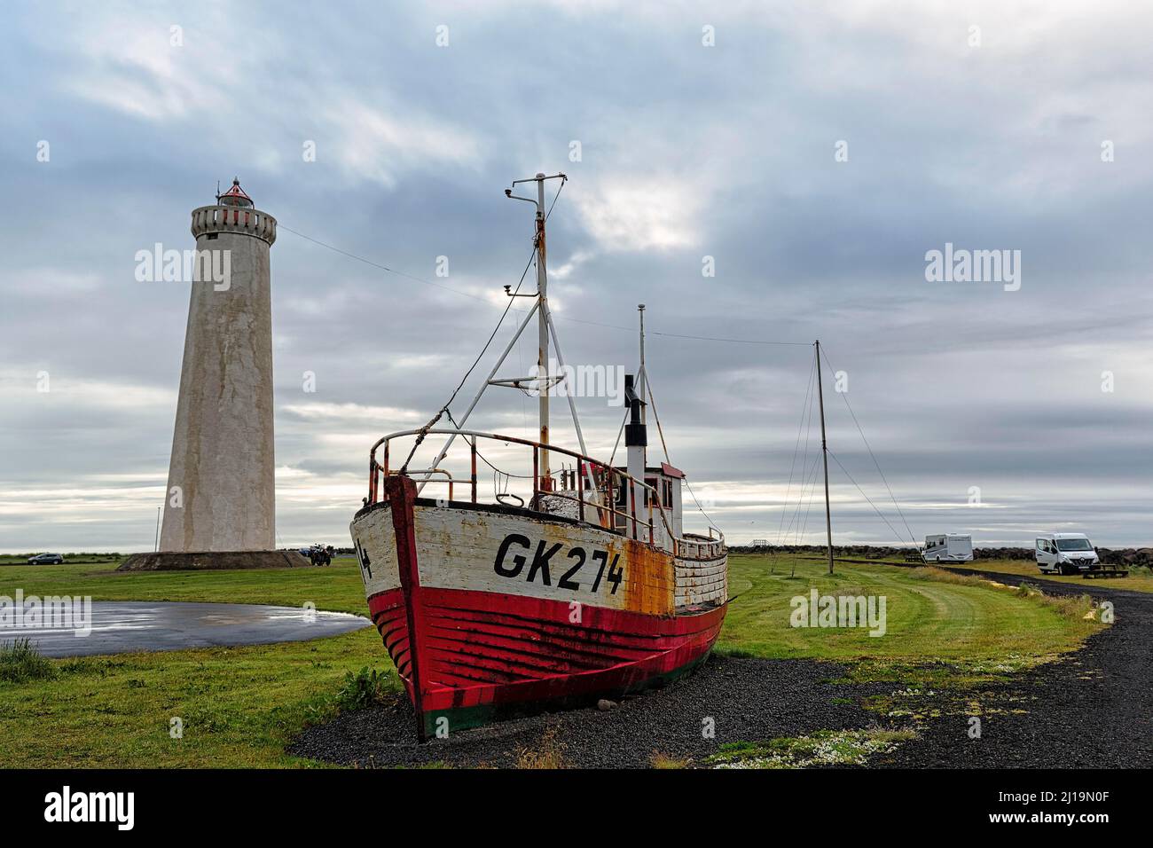 Shipwreck at the lighthouse Gardskagi, Garoskagaviti, camping Gardur ...
