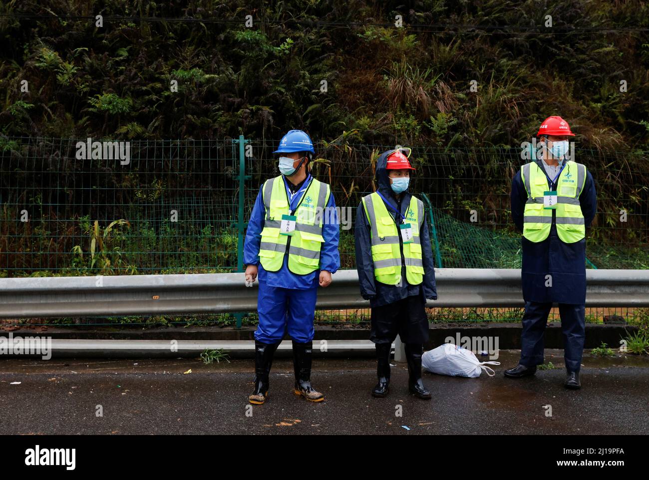 Boeing 737 800 crash china hi-res stock photography and images - Alamy