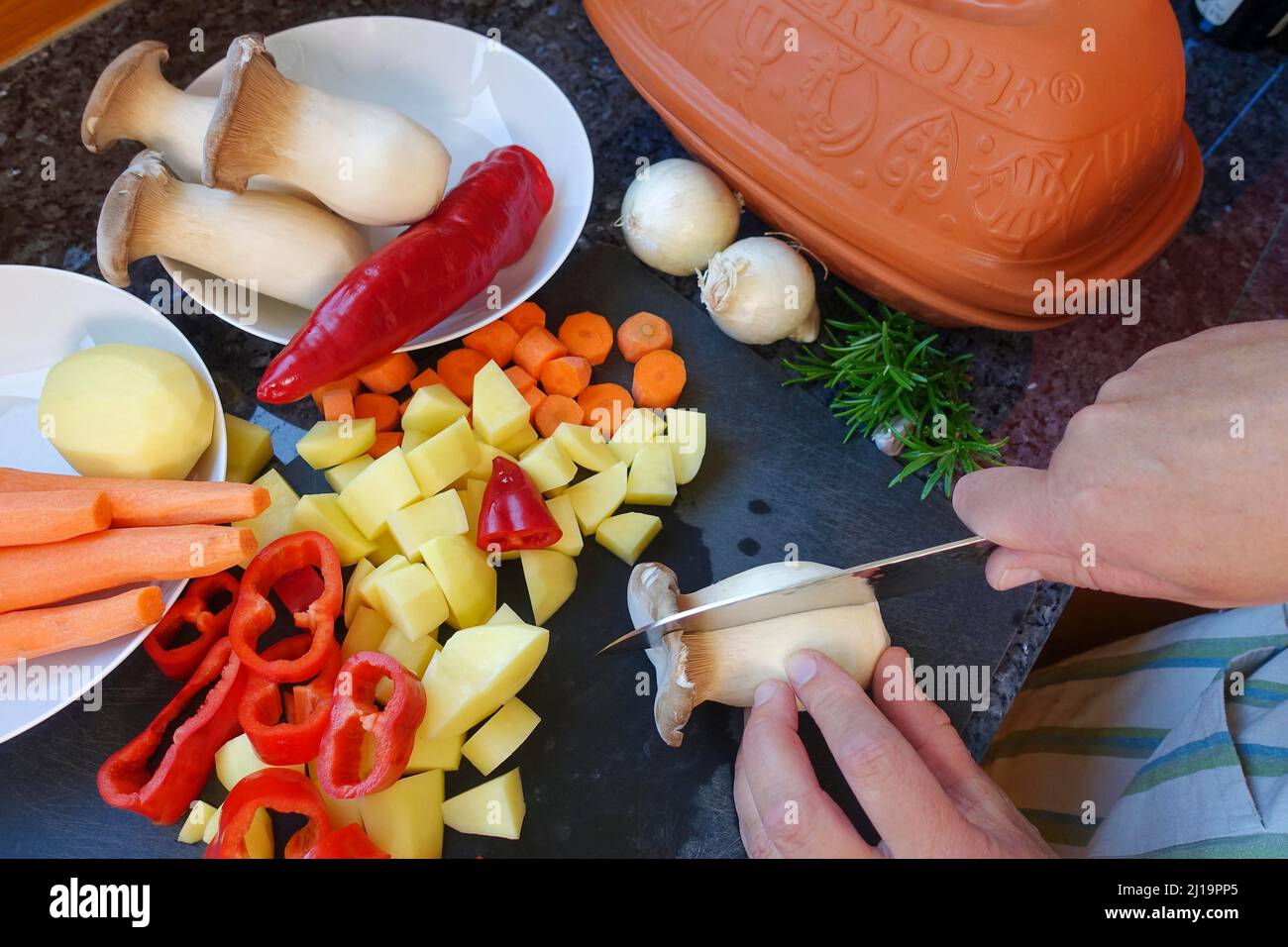 Southern German cuisine, preparing vegetables from the Roman pot ...