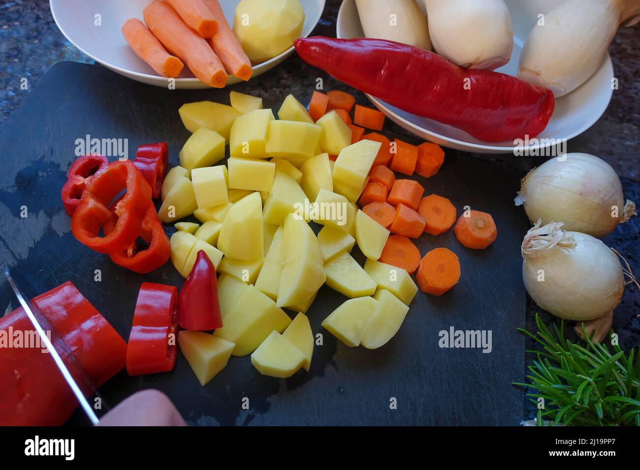 Southern German cuisine, preparing vegetables from the Roman pot ...