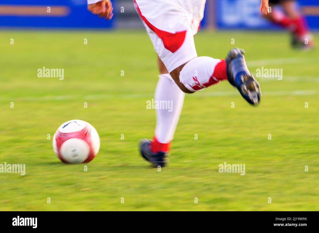 Football run hi-res stock photography and images - Alamy