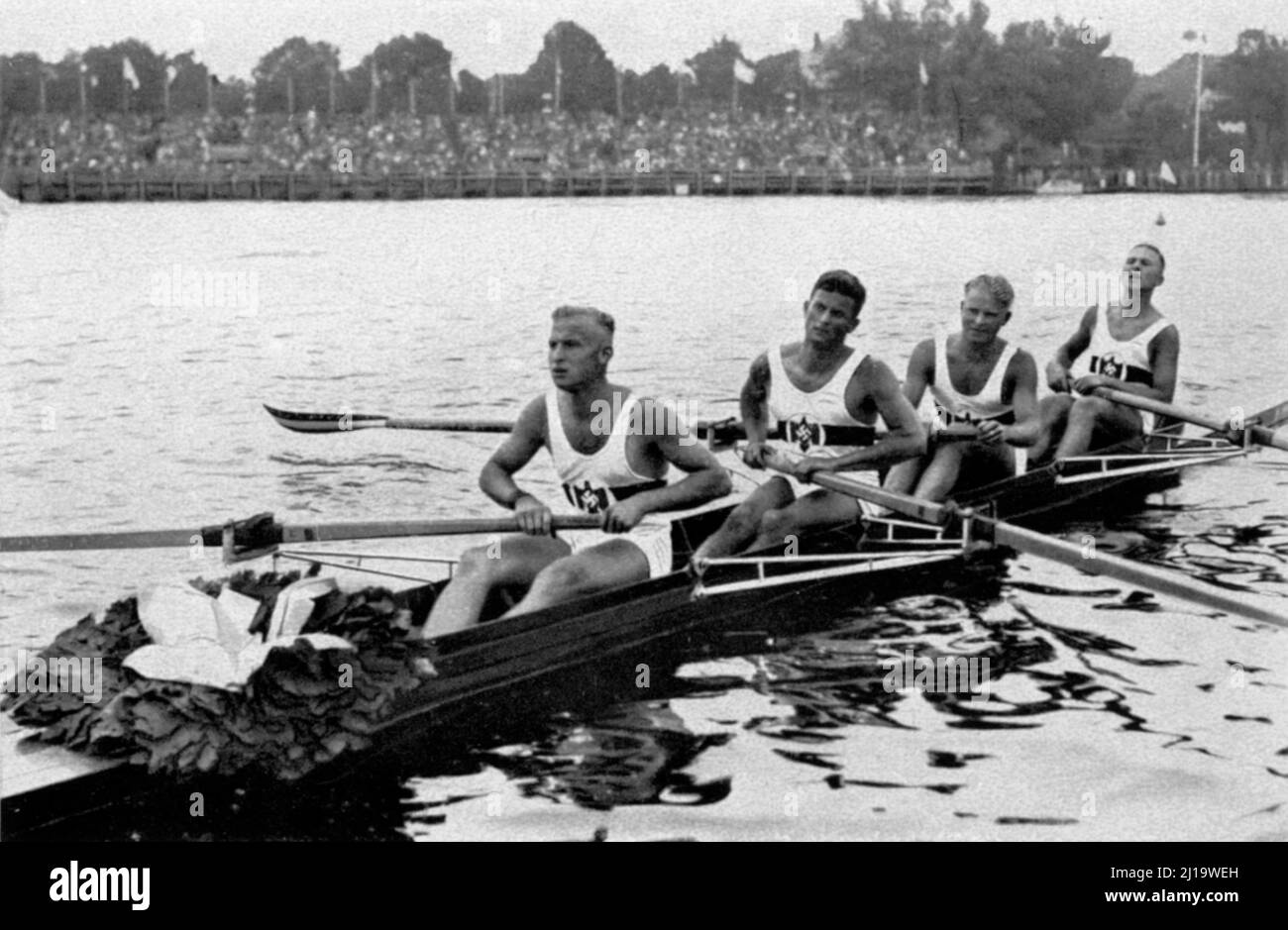 Rowing black and white hi-res stock photography and images - Alamy