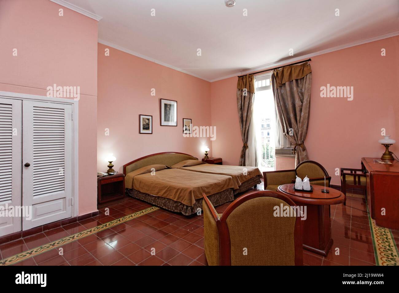 Rooms at Hotel Inglaterra, neoclassicism, oldest hotel in the city ...