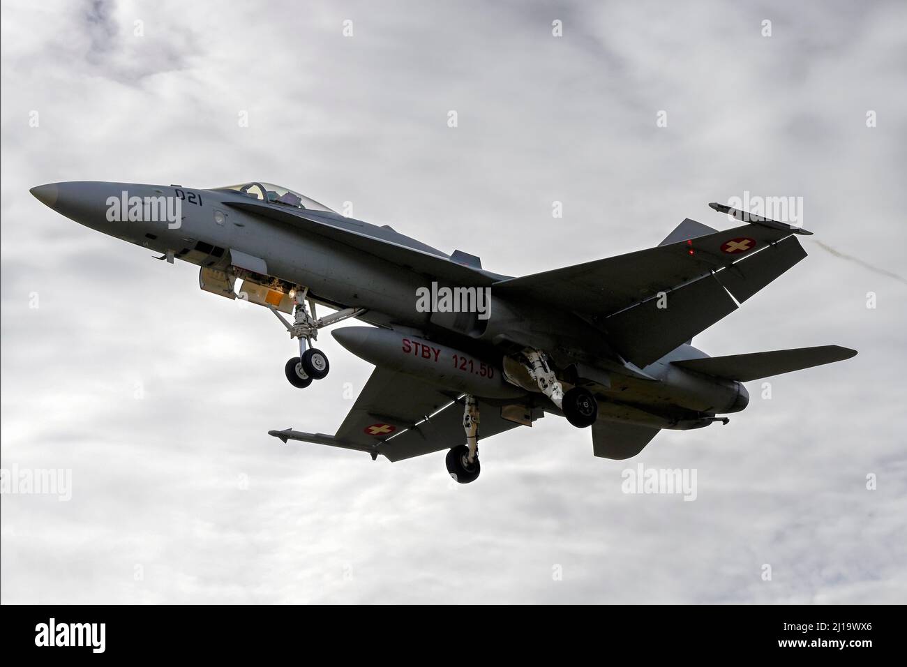 Fighter Jet Swiss Air Force, FA 18 C Hornet J-5021 Stock Photo - Alamy