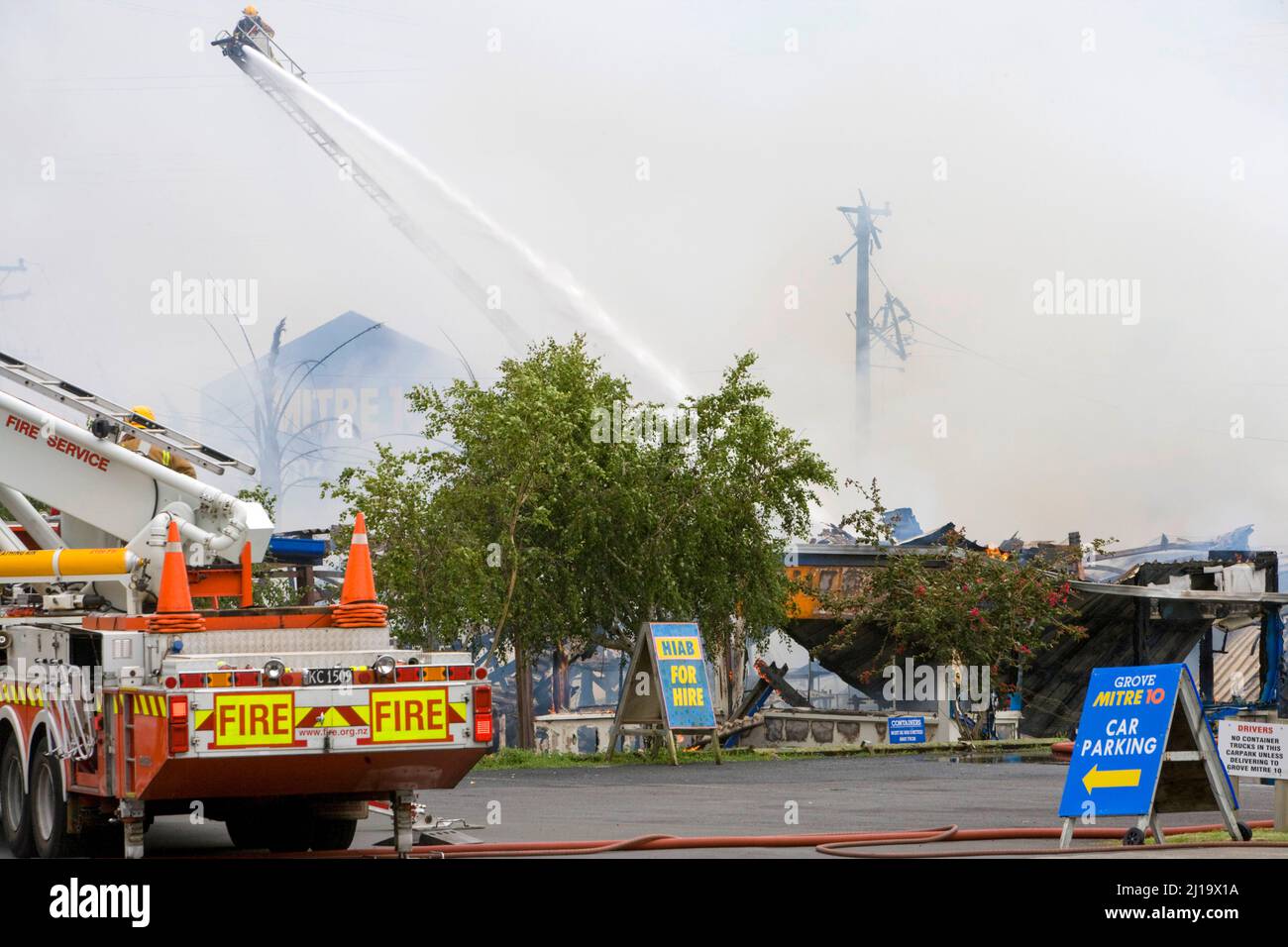 Firefighter auckland hi-res stock photography and images - Alamy