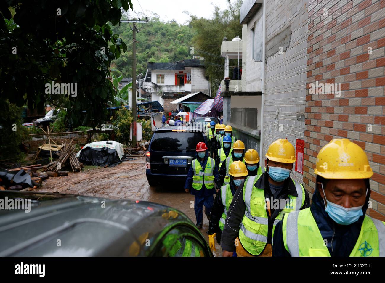 Boeing 737 800 crash china hi-res stock photography and images - Alamy