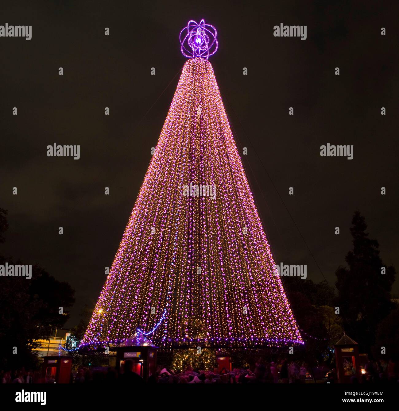Animated christmas tree hi-res stock photography and images - Alamy