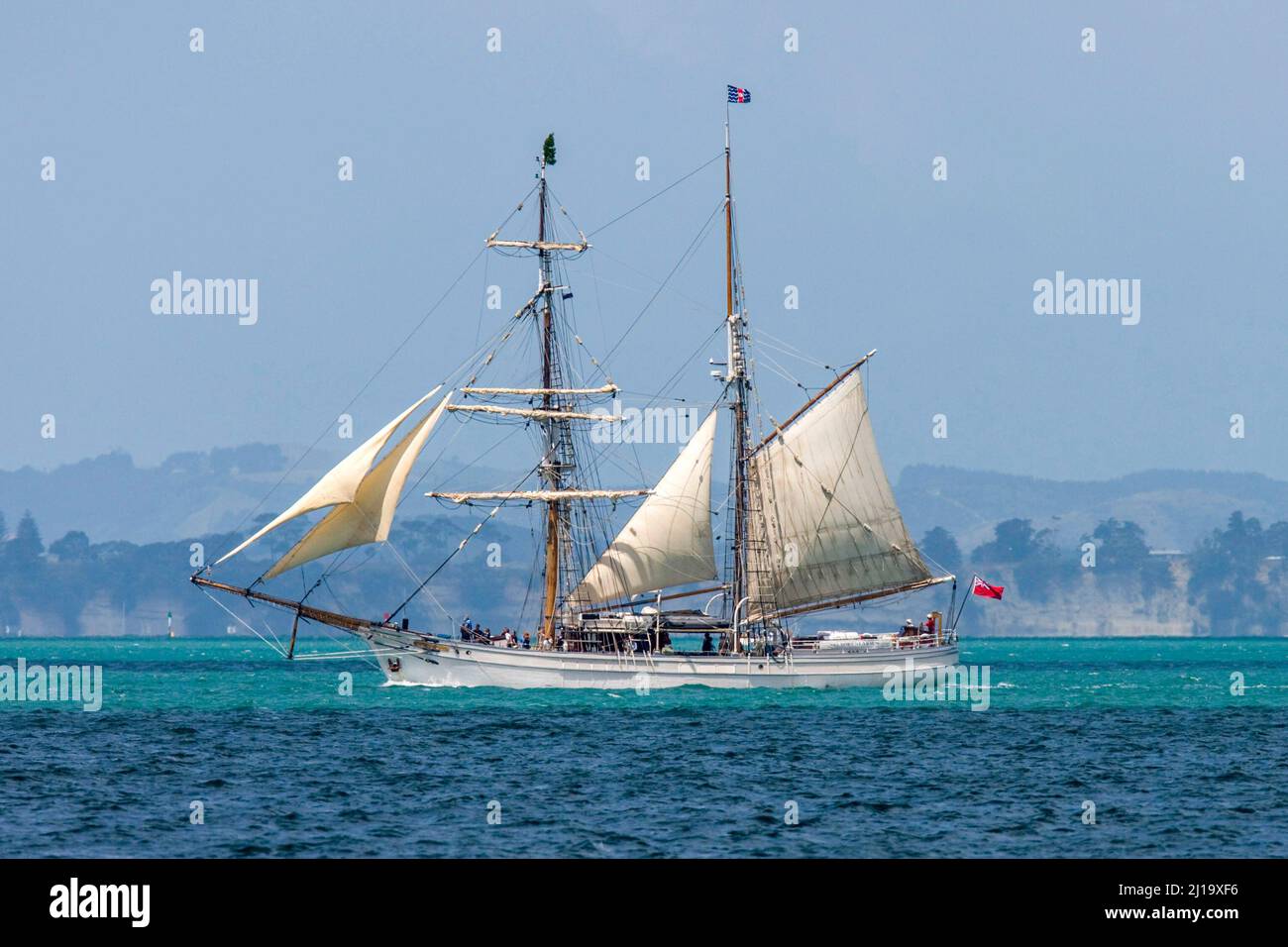 Tall sailing ship soren larsen hi-res stock photography and images - Alamy