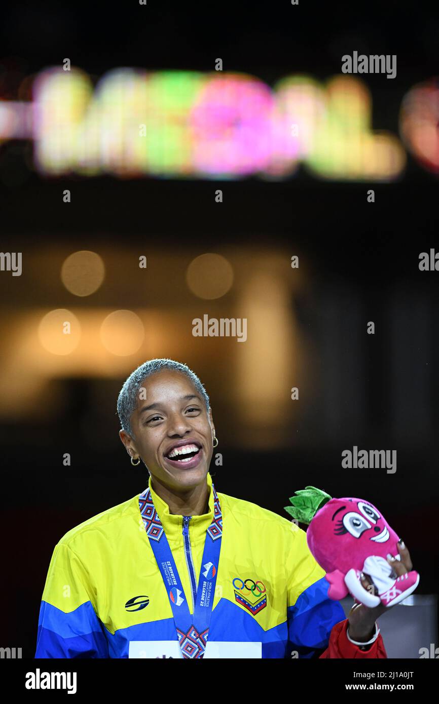 Yulimar Rojas at the award ceremony with the gold medal at the World ...