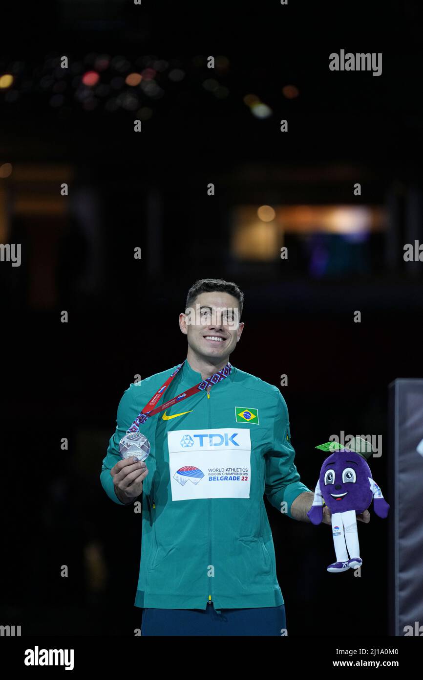 Thiago Braz at the award ceremony with the gold medal at the World ...