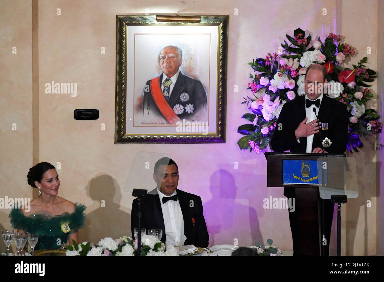 Andrew holness patrick allen hi-res stock photography and images - Alamy