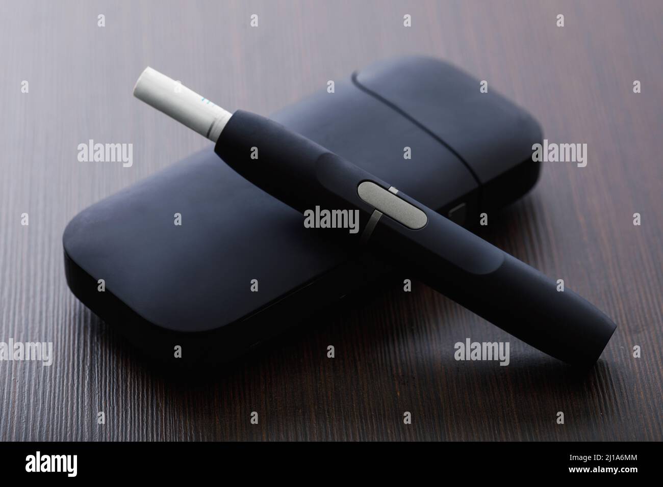 New system electronic cigarettes hi-res stock photography and images ...