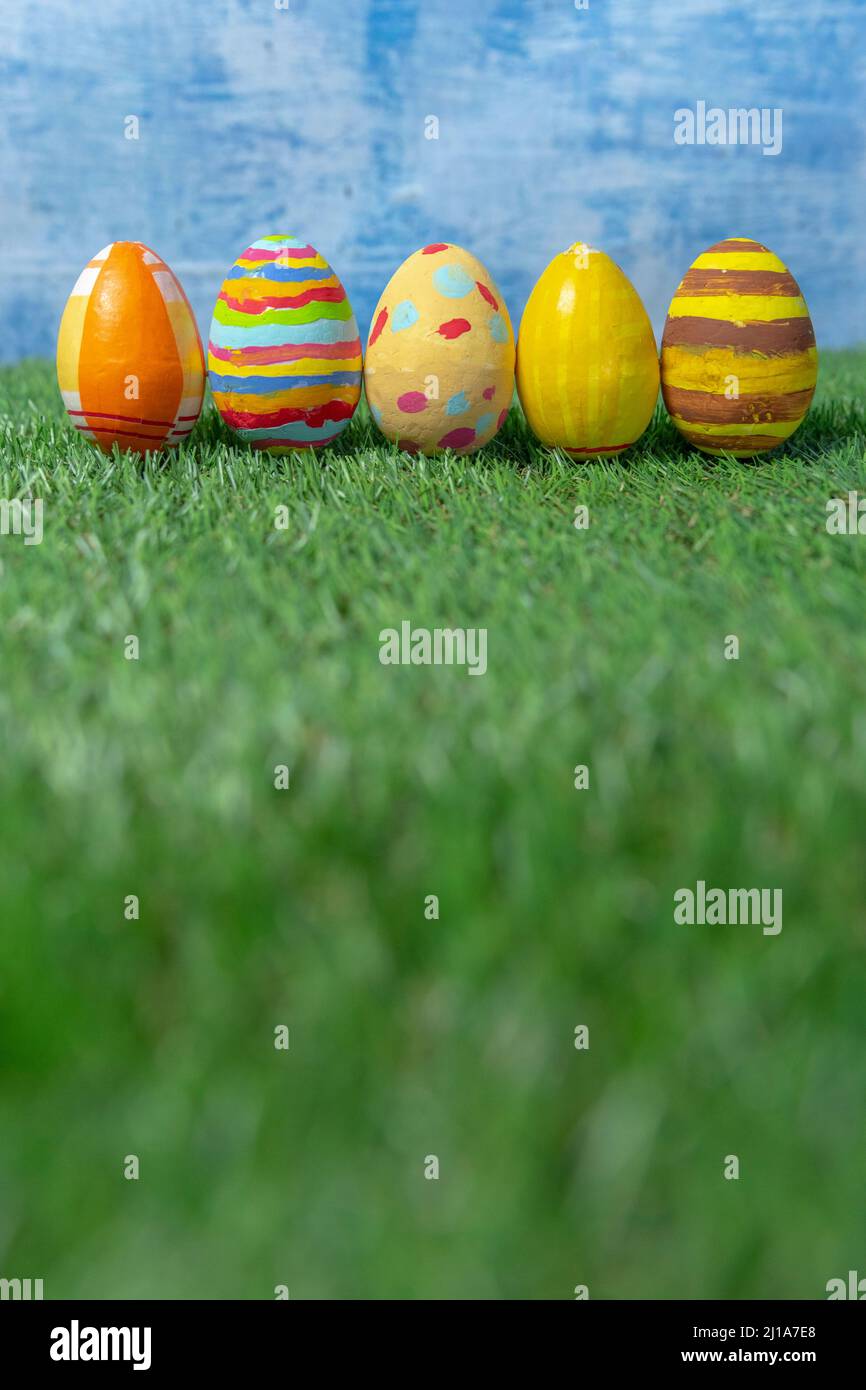 Side view egg hi-res stock photography and images - Alamy