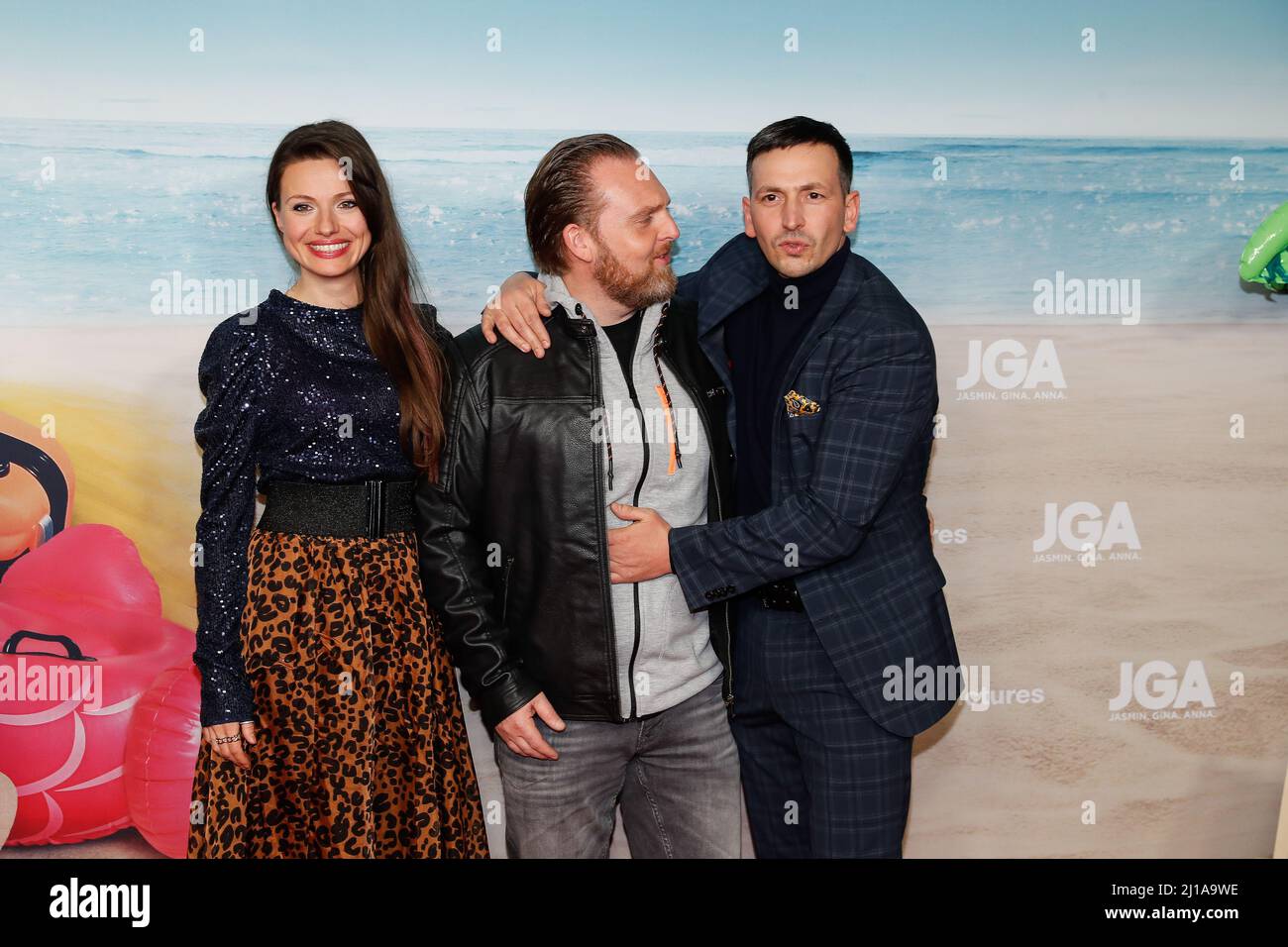 Berlin, Germany. 23rd Mar, 2022. Julia Hartmann (l-r), Axel Stein and ...