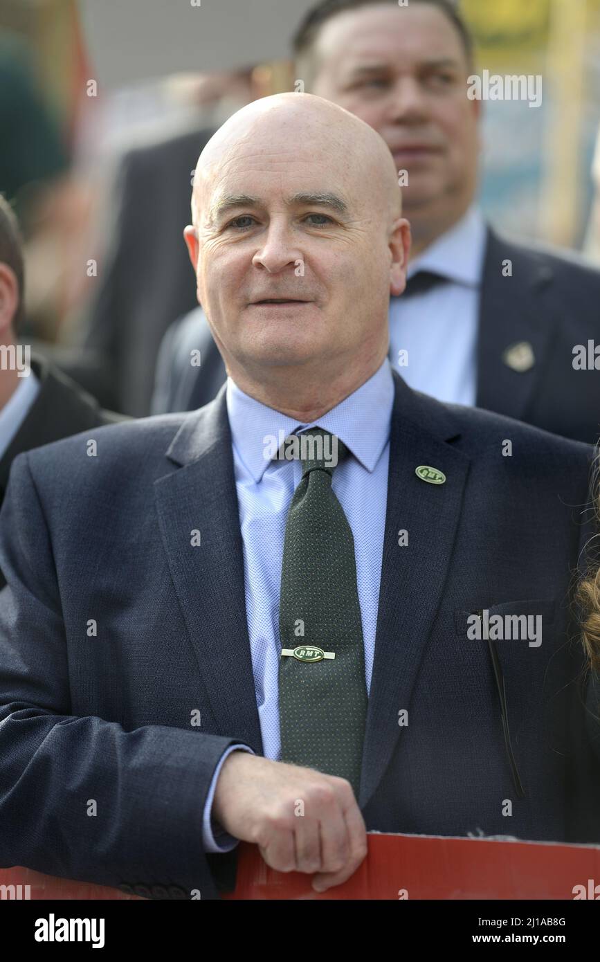 Mick lynch hi-res stock photography and images - Alamy