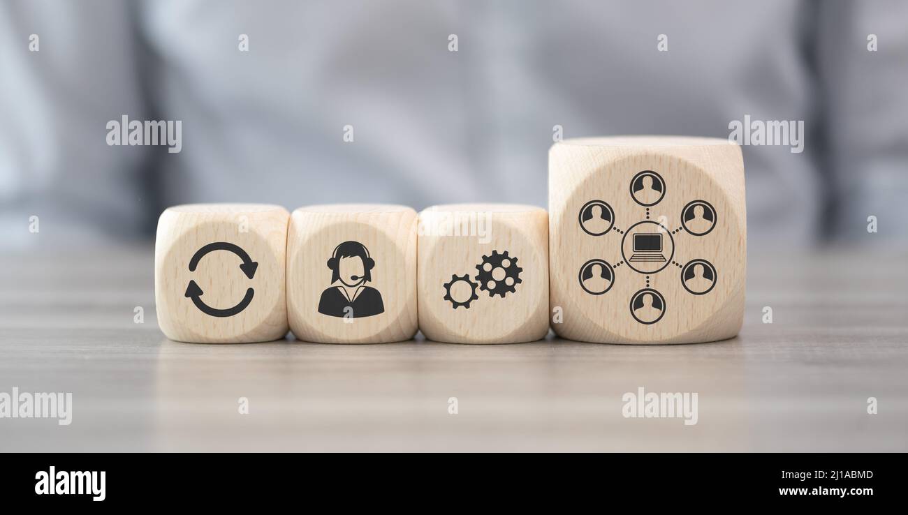 Wooden blocks with symbol of online meeting concept Stock Photo - Alamy
