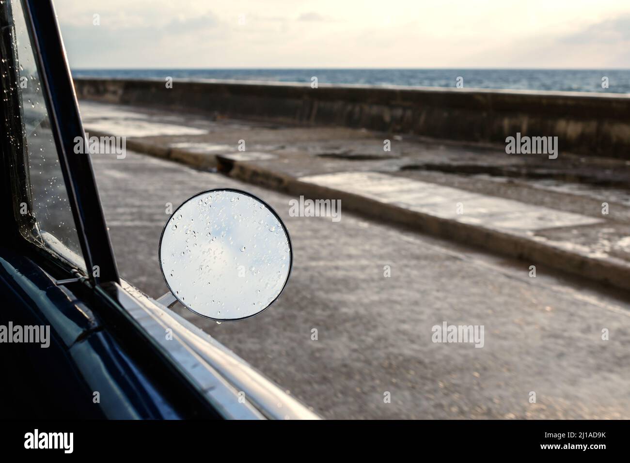 Reflection side view mirror vintage car hi-res stock photography and ...