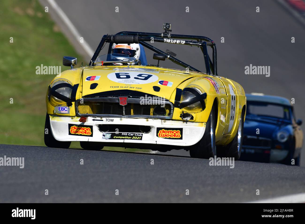 Peter Bramble, MG B Roadster, BCV8 Championship, a twenty minute race ...