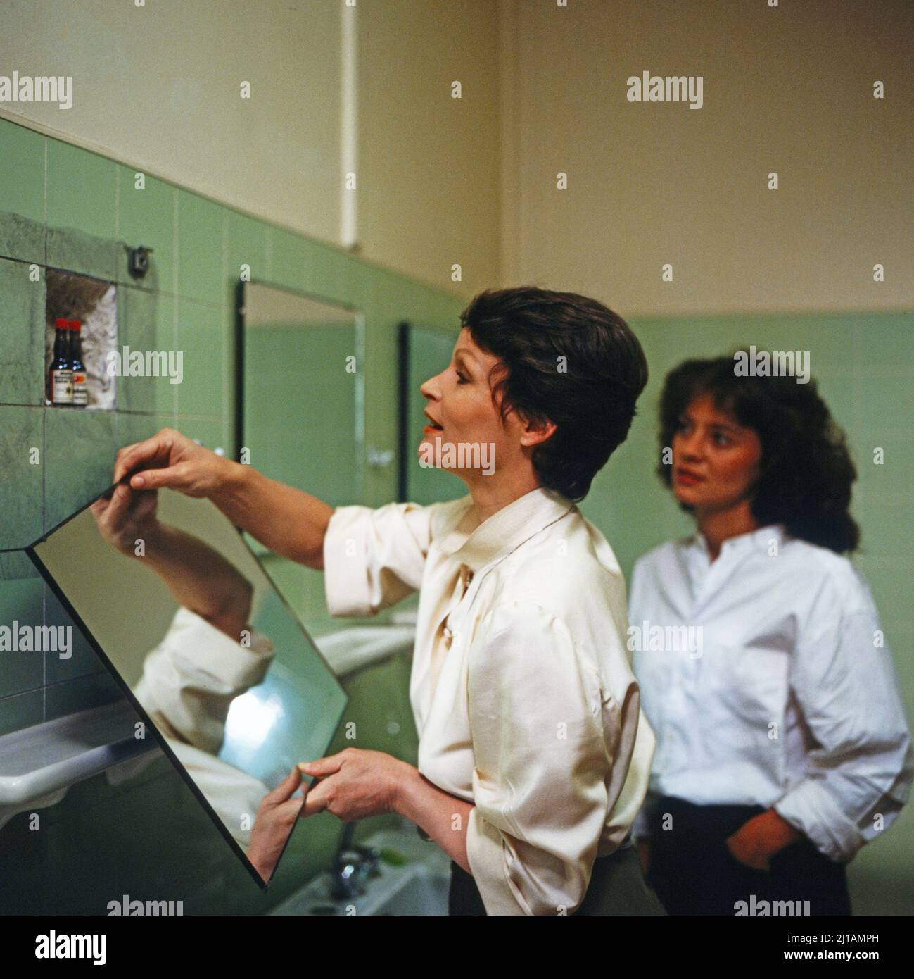 Randale, ZDF Fernsehfilm, 1982, Regie: Manfred Purzer, Szene: Angelica ...