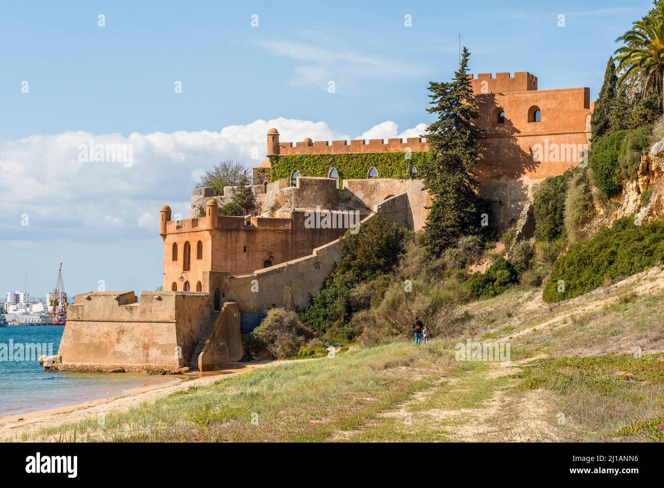 Albufeira castle gate hi-res stock photography and images - Alamy