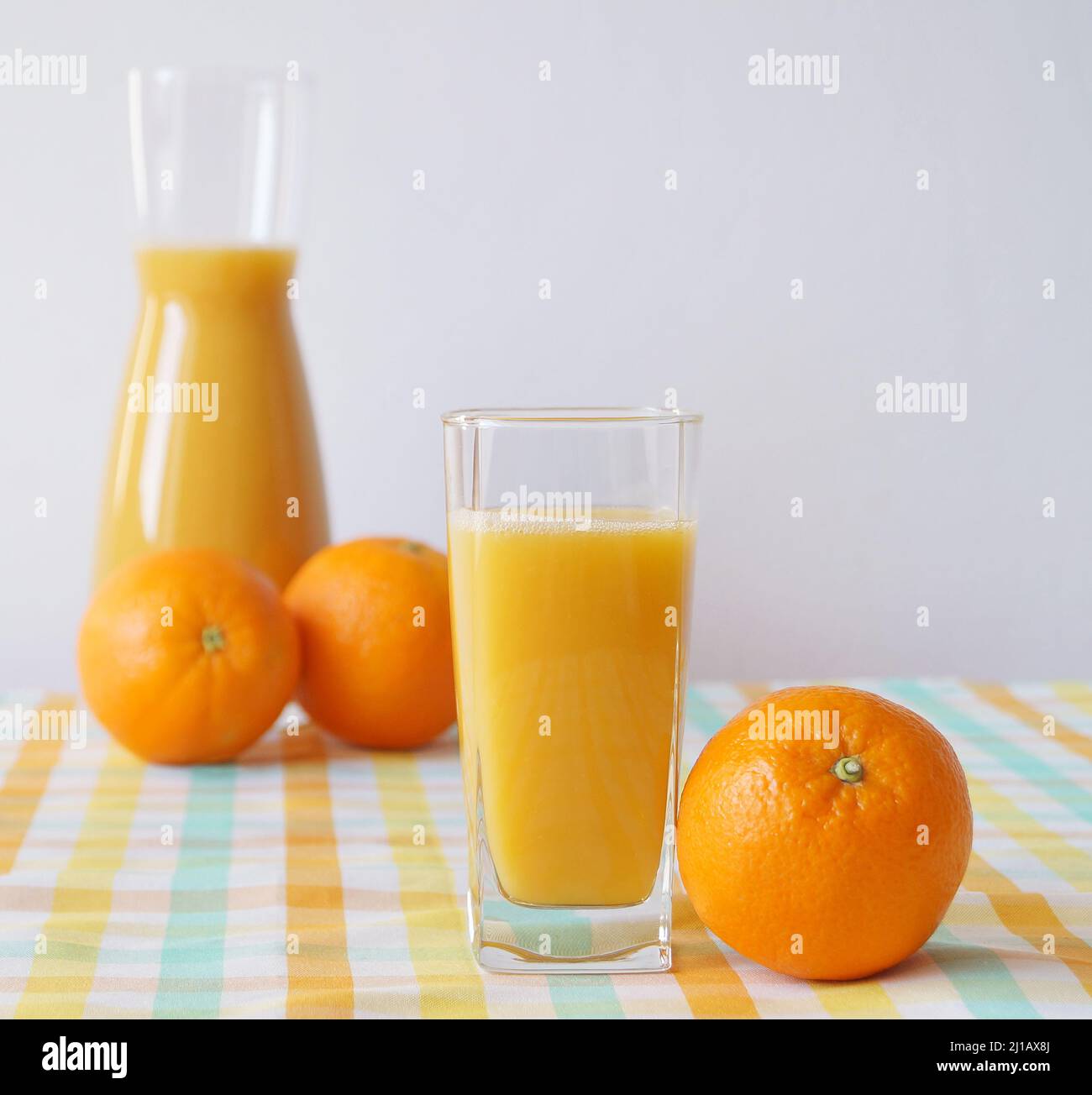 Juice stand hi-res stock photography and images - Alamy