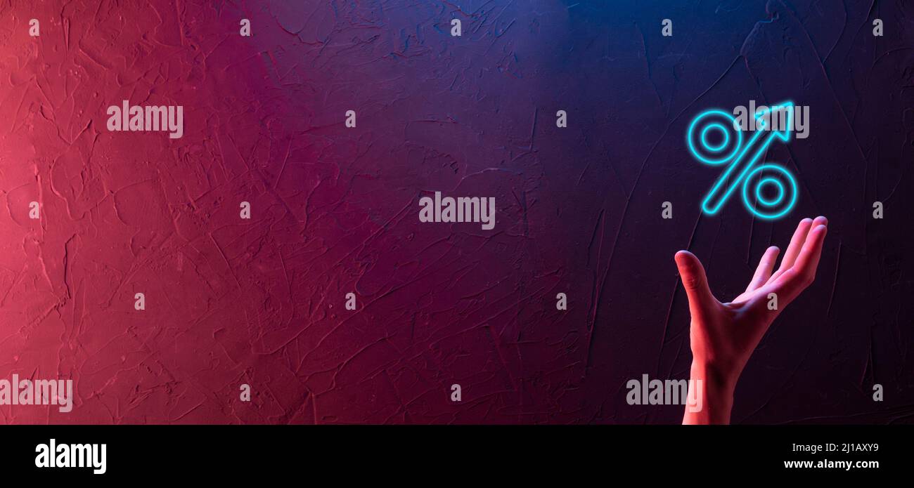 Increasing percentage icon.Profit high growth arrow and percent icon ...