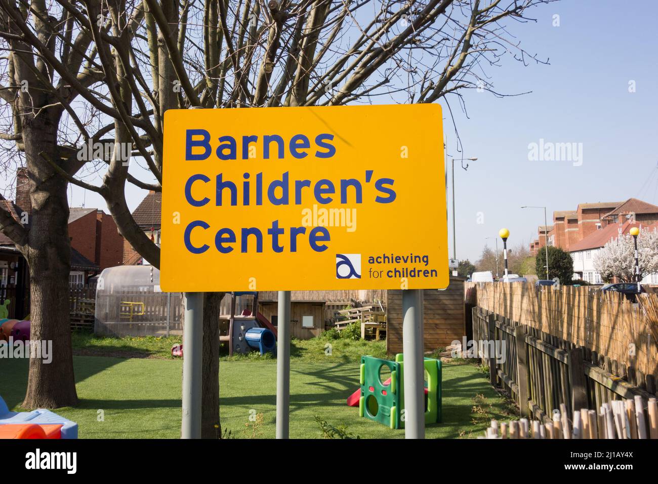 Community centre sign hi-res stock photography and images - Alamy