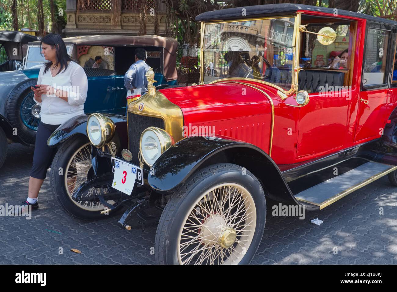 Vintage mumbai hi-res stock photography and images - Alamy