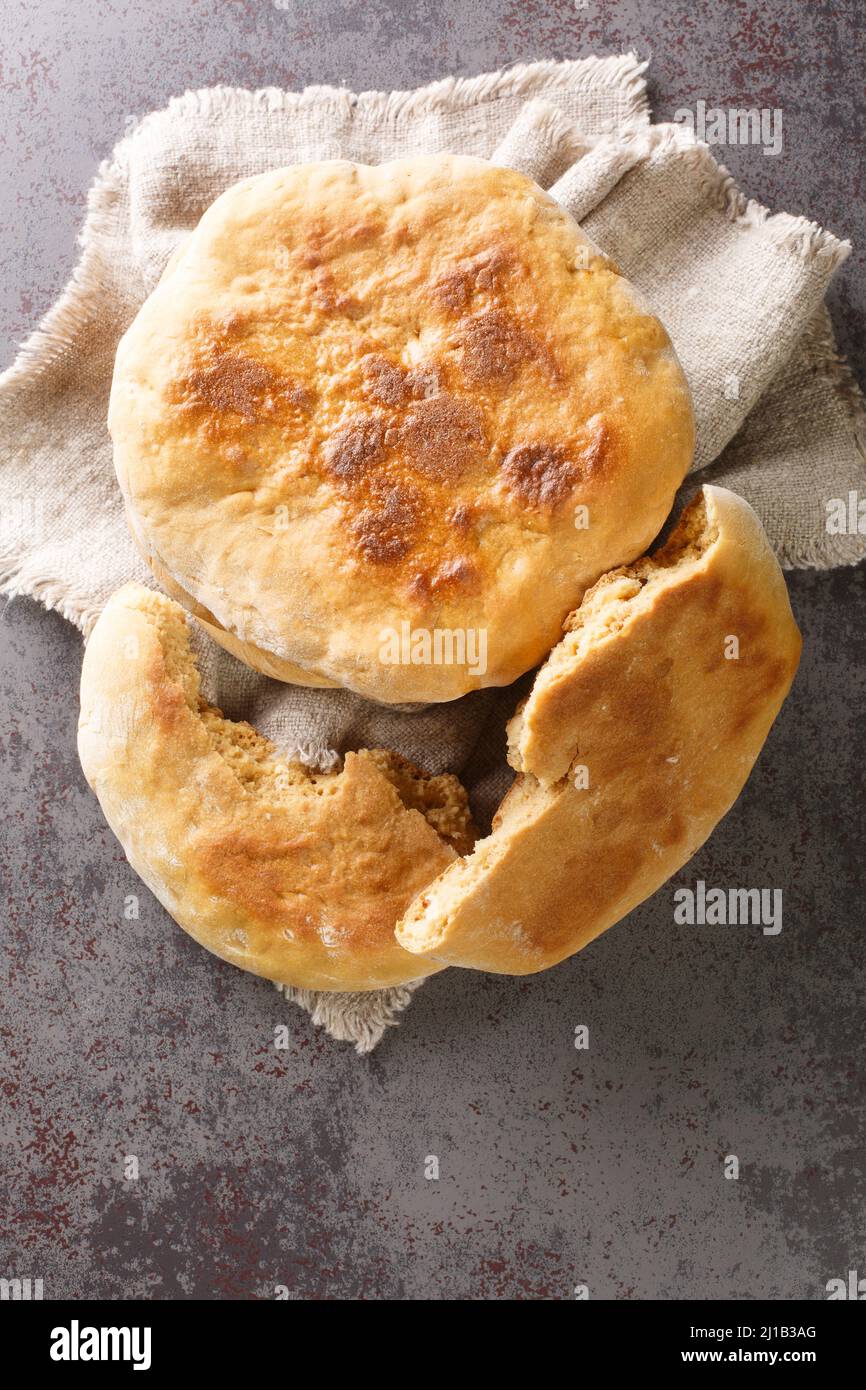 Palyanytsya National bread of Ukraine close-up on the table. Vertical ...