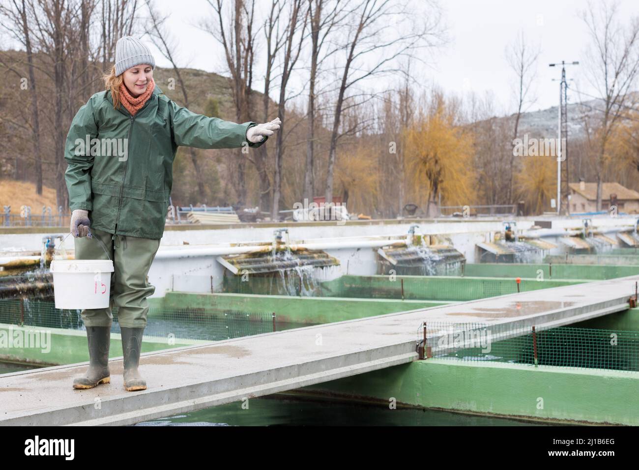 Fish farm tanks hi-res stock photography and images - Alamy
