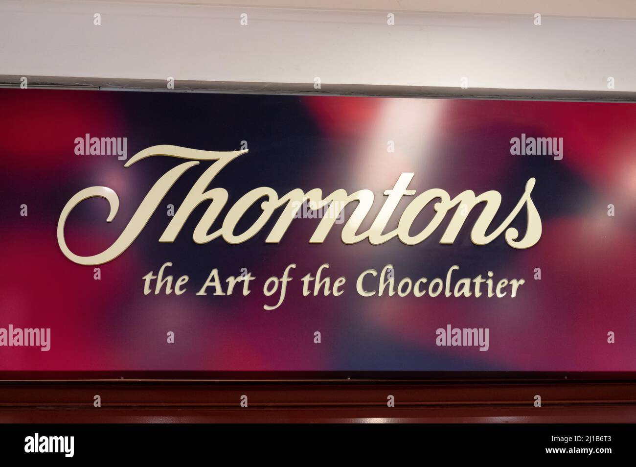 Thorntons store sign hi-res stock photography and images - Alamy