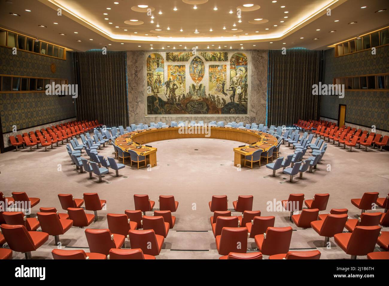 Security council hall at the united nations headquarters in hi-res ...