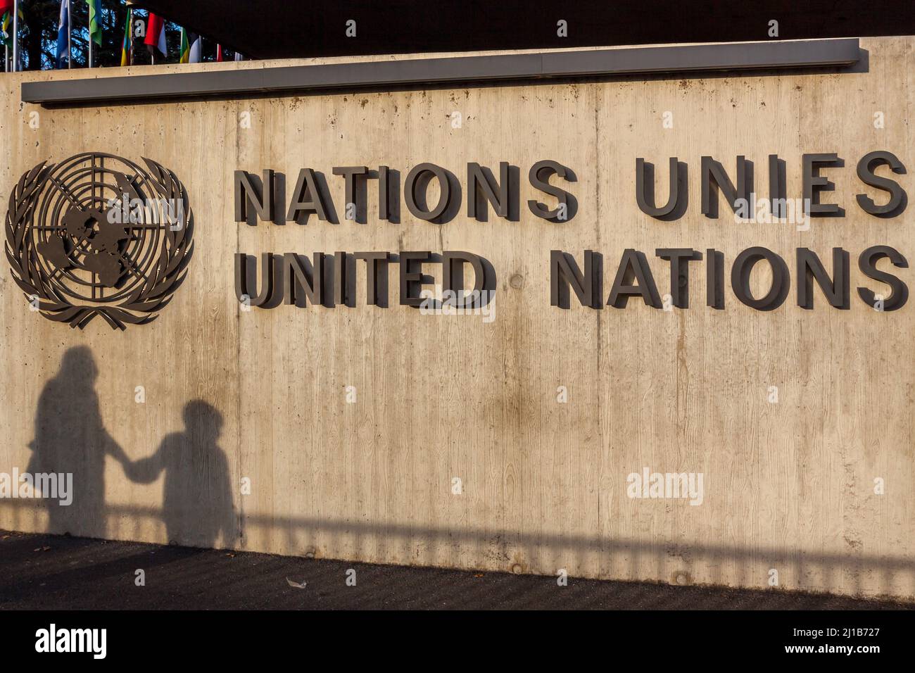 United nations logo hi-res stock photography and images - Alamy