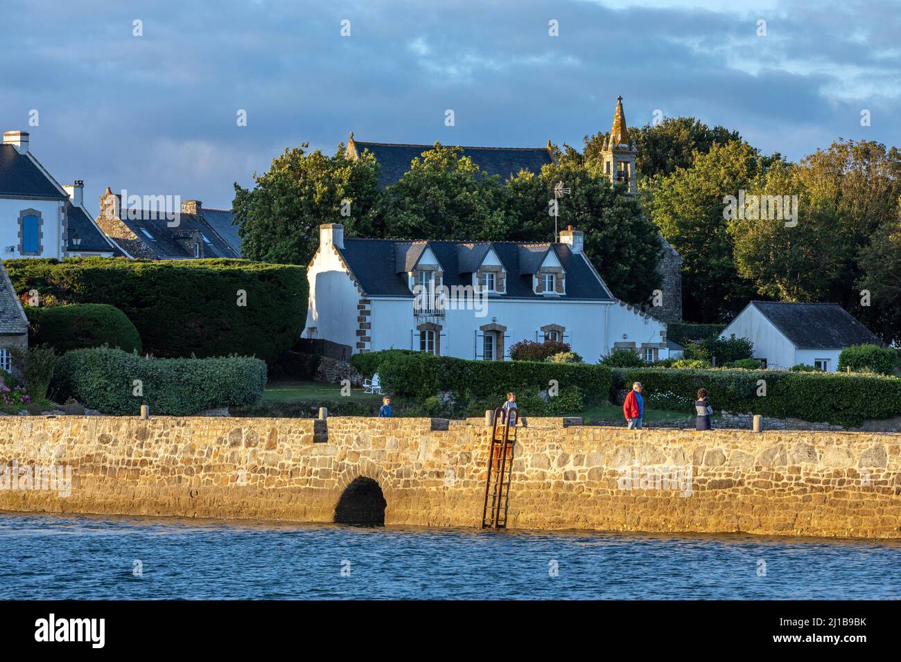 STONE BRIDGE AND SAINT-CADO ISLAND WITH THE SAINT-CADO CHAPEL OF BELZ ...