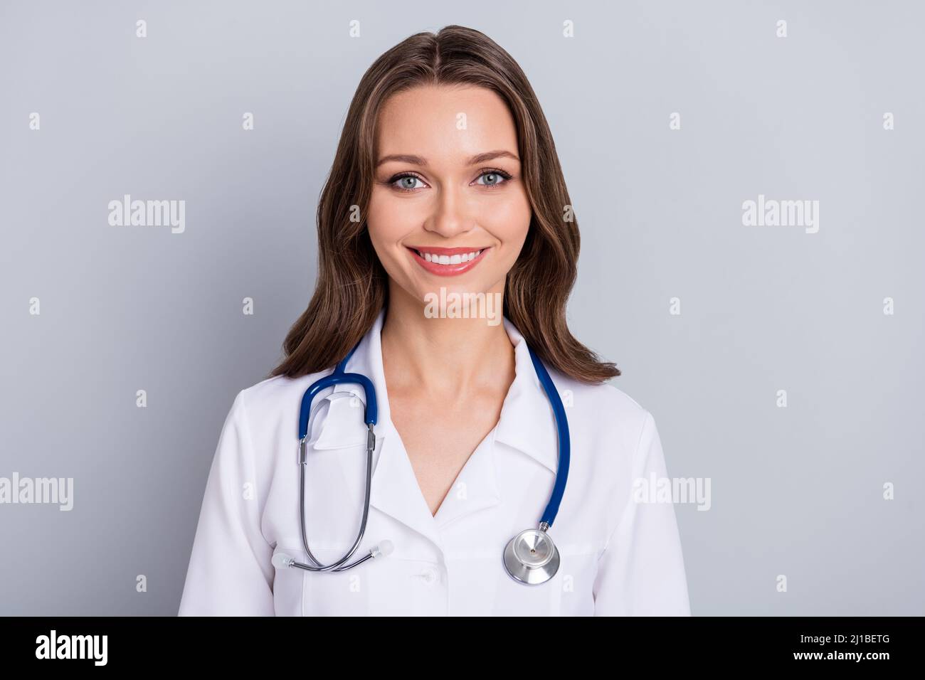 Portrait of qualified virologist lady smiling hear patient internet ...
