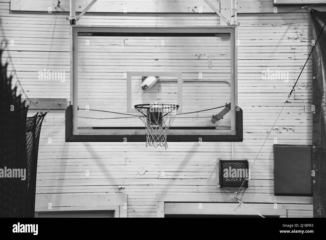 Man basketball player in Black and White Stock Photos & Images - Alamy