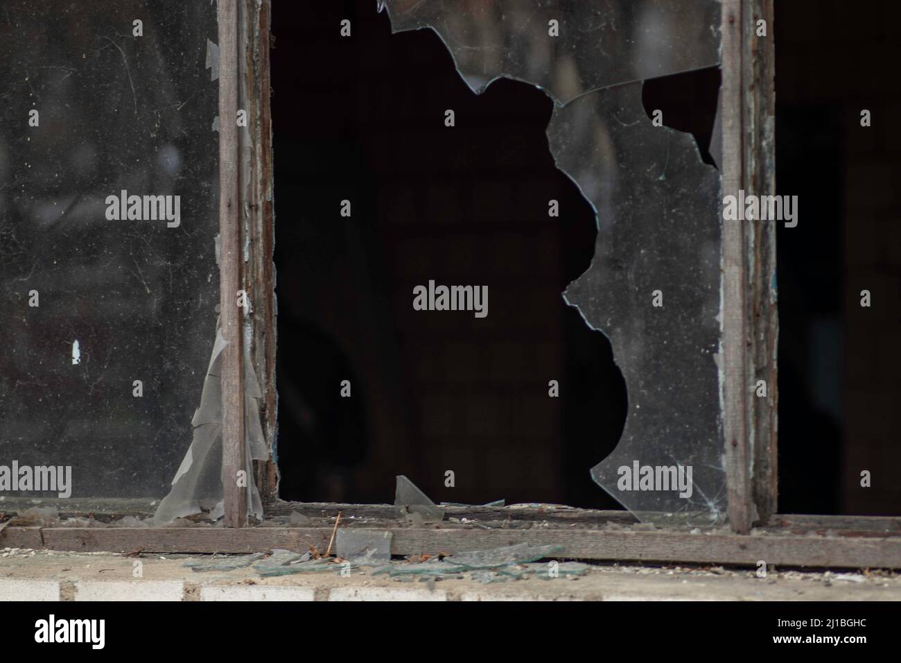 Darkness inside hi-res stock photography and images - Alamy