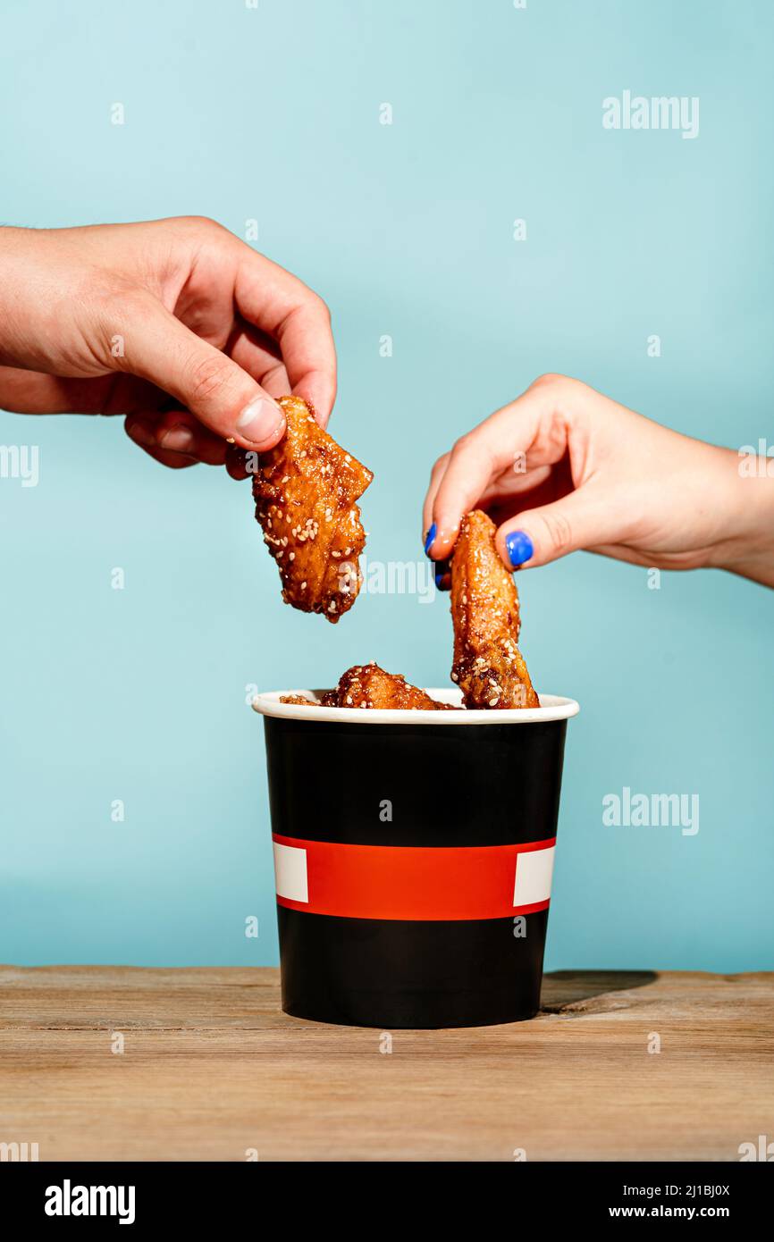 Fried chicken take away bucket hi-res stock photography and images - Alamy
