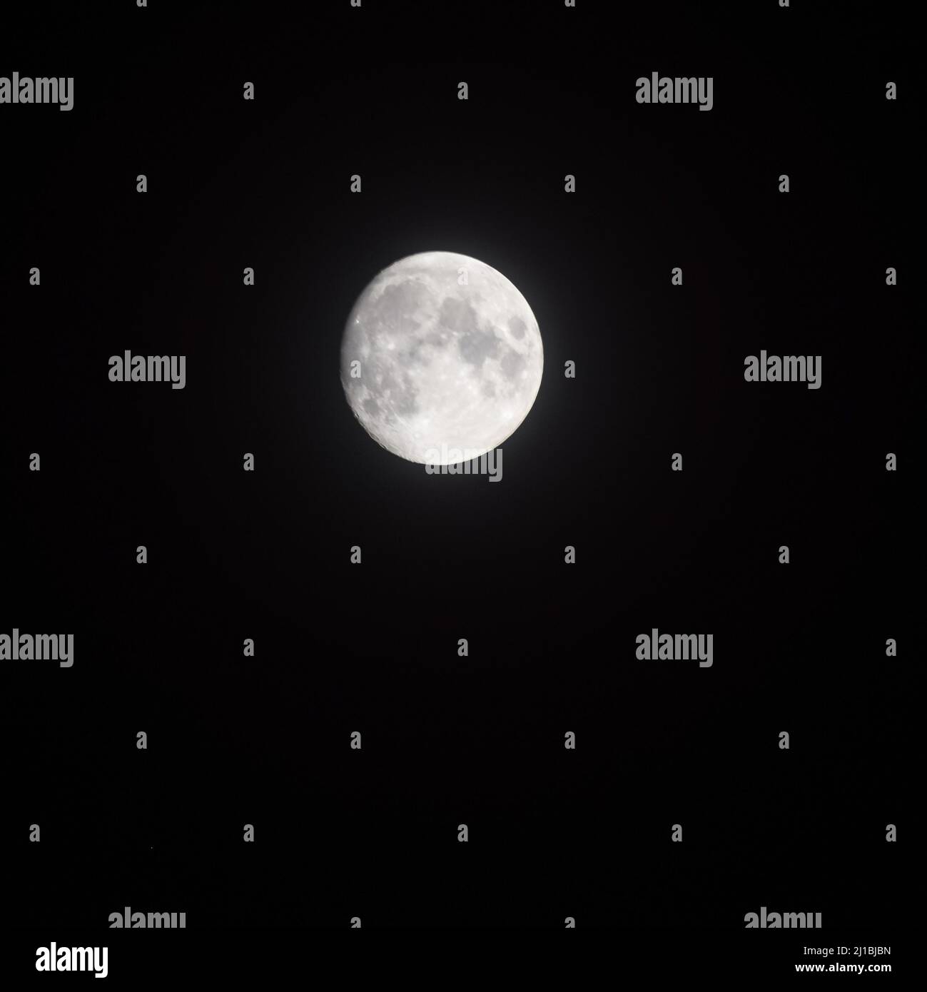 Moon Timelapse, Stock time lapse : Full moon rise in dark nature sky ...