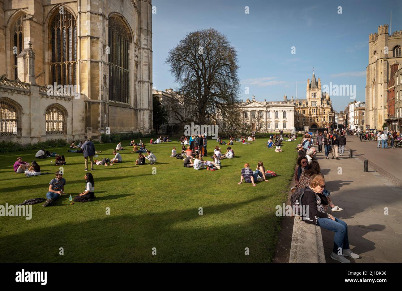 Cambridge Cambridgeshire England Spring Sunshine 22 March 2022 Enjoying ...