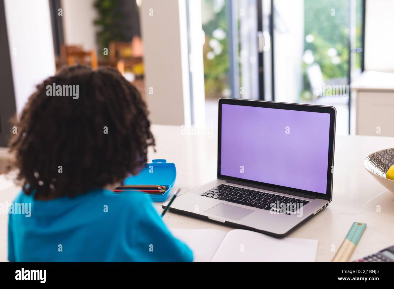 Through table hi-res stock photography and images - Alamy