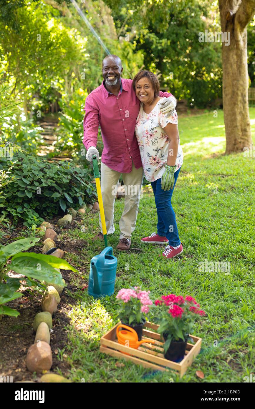 Person gardening in backyard hi-res stock photography and images - Alamy