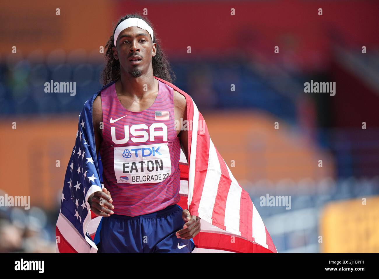 Jarret Eaton with the EEUU flag at the Belgrade 2022 Indoor World ...